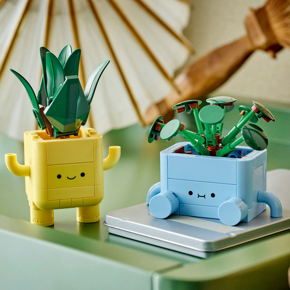LEGO® Botanicals Happy Plants – AG LEGO® Certified Stores