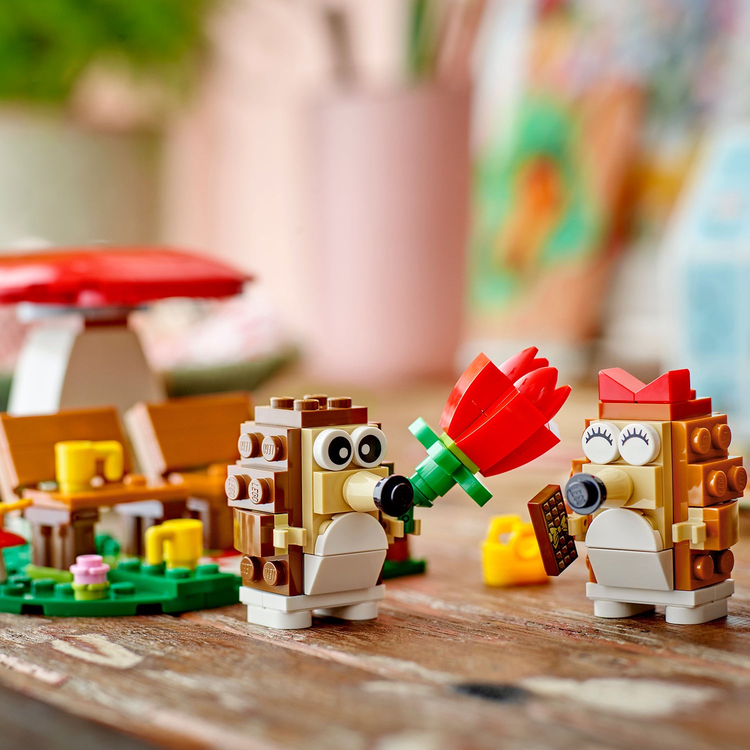 LEGO® Hedgehog Picnic Date – AG LEGO® Certified Stores