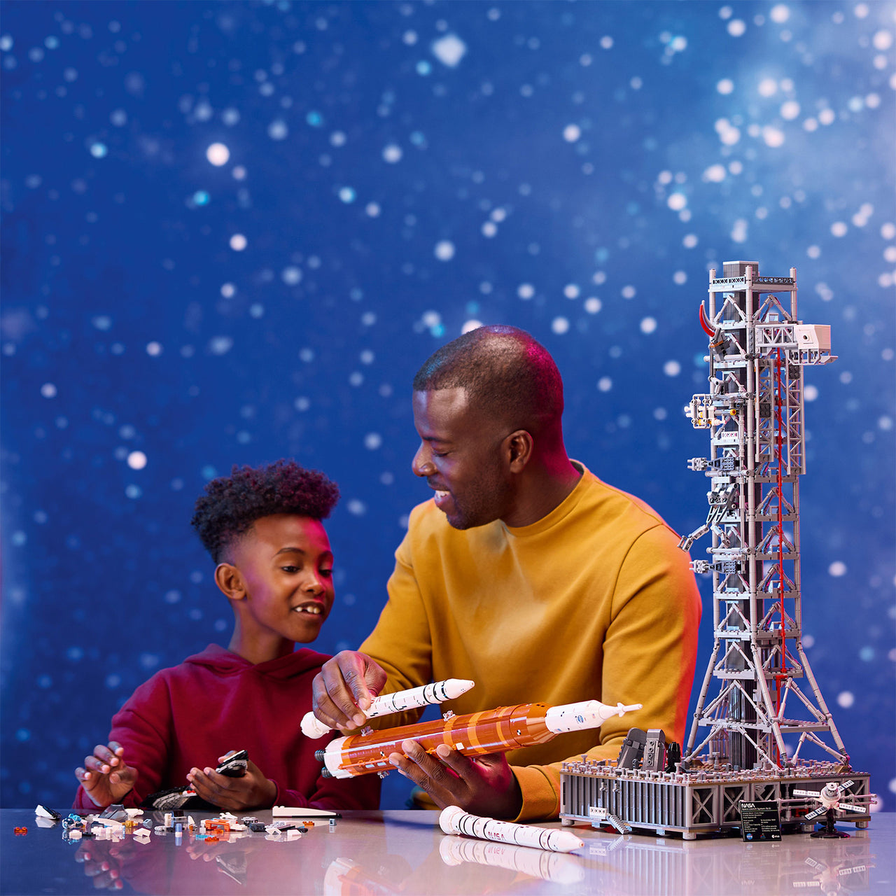 LEGO® ICONS™ NASA Artemis Space Launch System – AG LEGO® Certified Stores