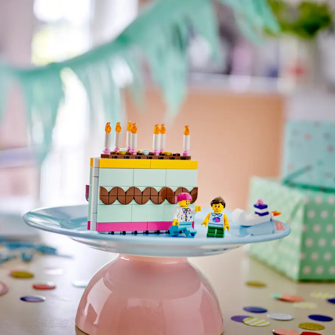 LEGO® Birthday Cake – AG LEGO® Certified Stores