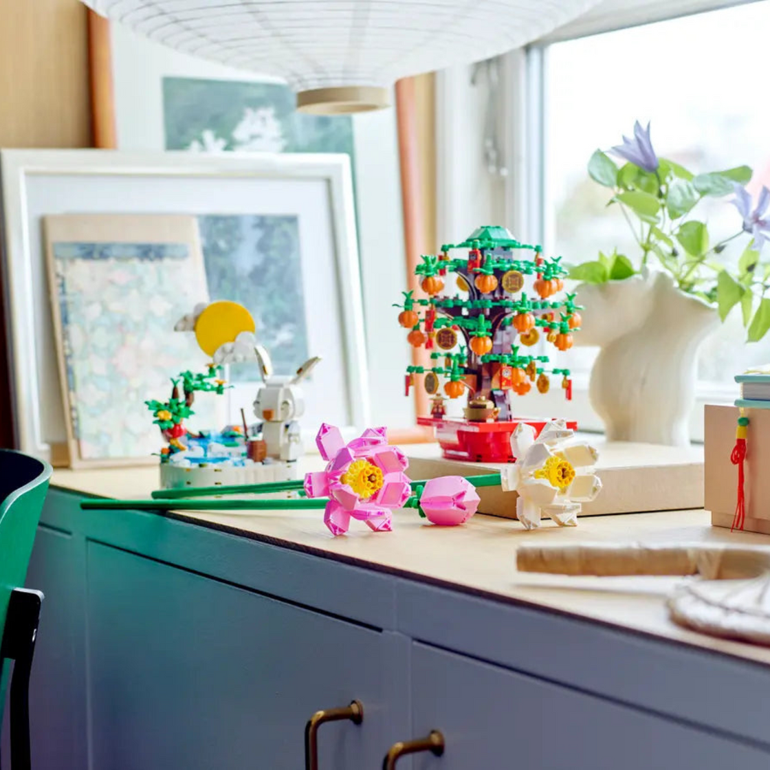 LEGO® Jade Rabbit – AG LEGO® Certified Stores