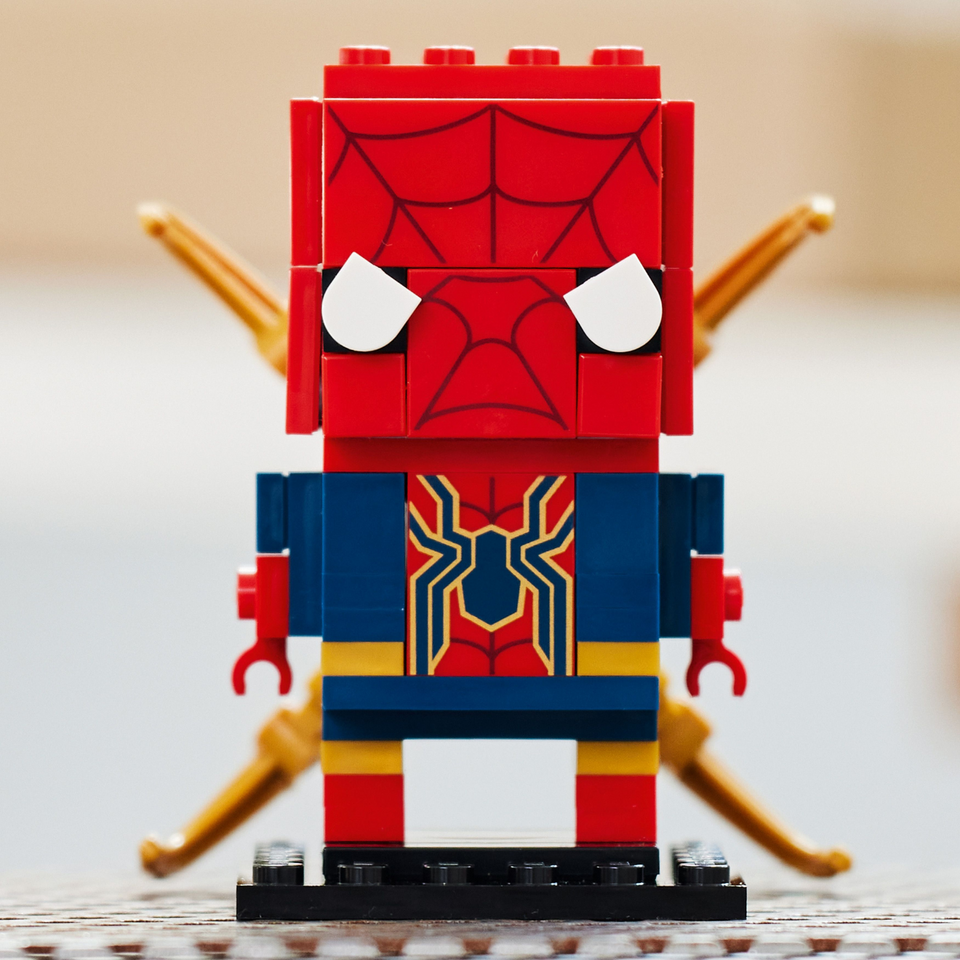 LEGO® BrickHeadz™ Iron Spider-Man – AG LEGO® Certified Stores