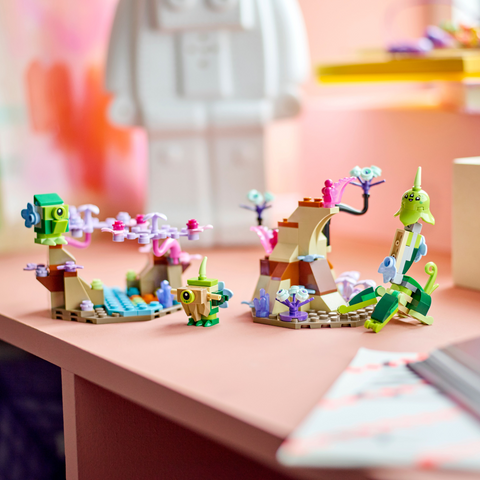 LEGO® Alien Planet Habitat – AG LEGO® Certified Stores