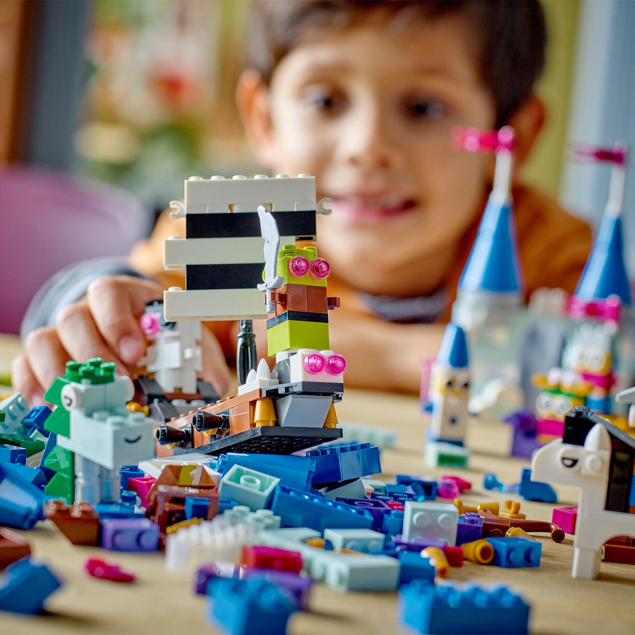 LEGO® Classic Creative Fantasy Universe – AG LEGO® Certified Stores
