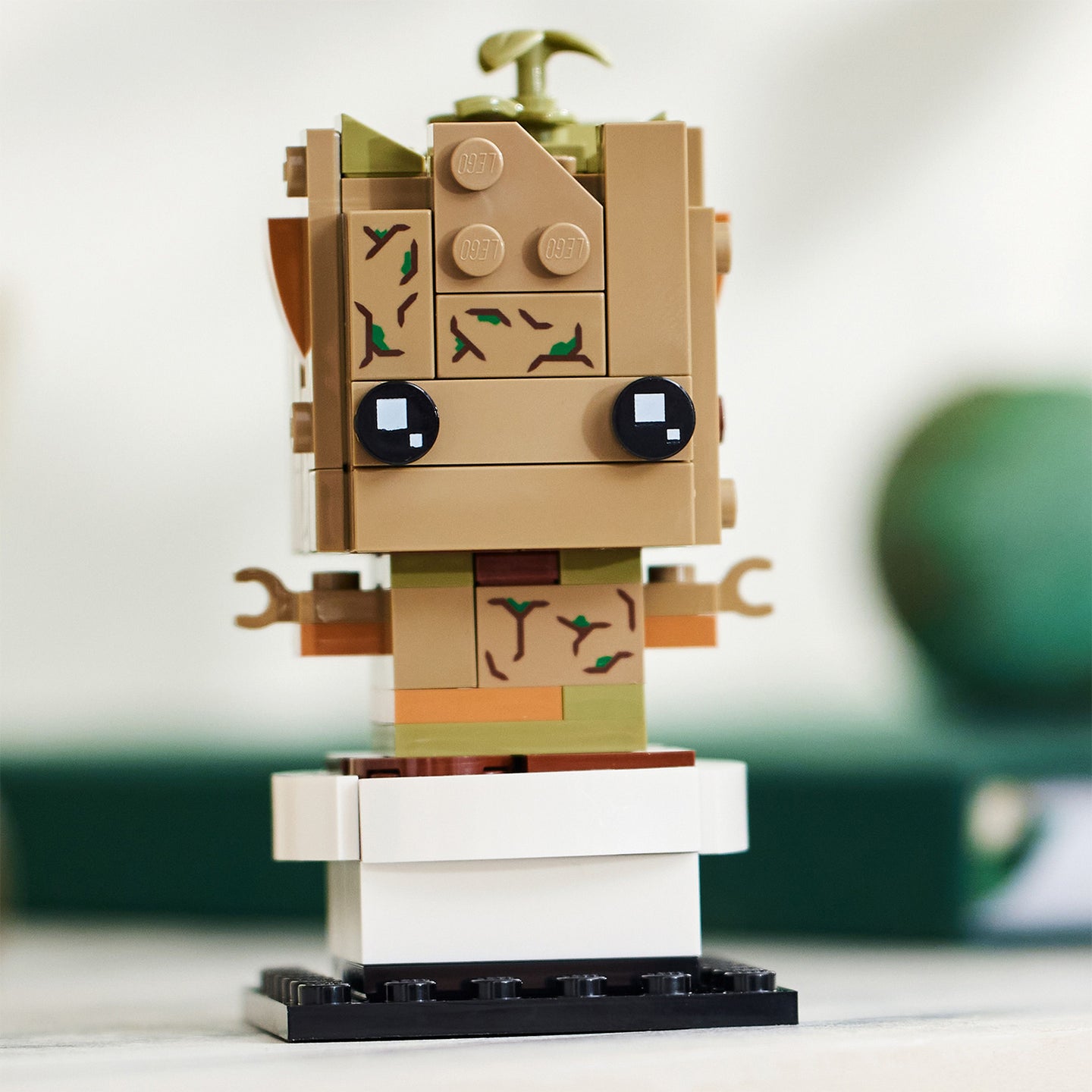 LEGO® BrickHeadz™ Potted Groot – AG LEGO® Certified Stores