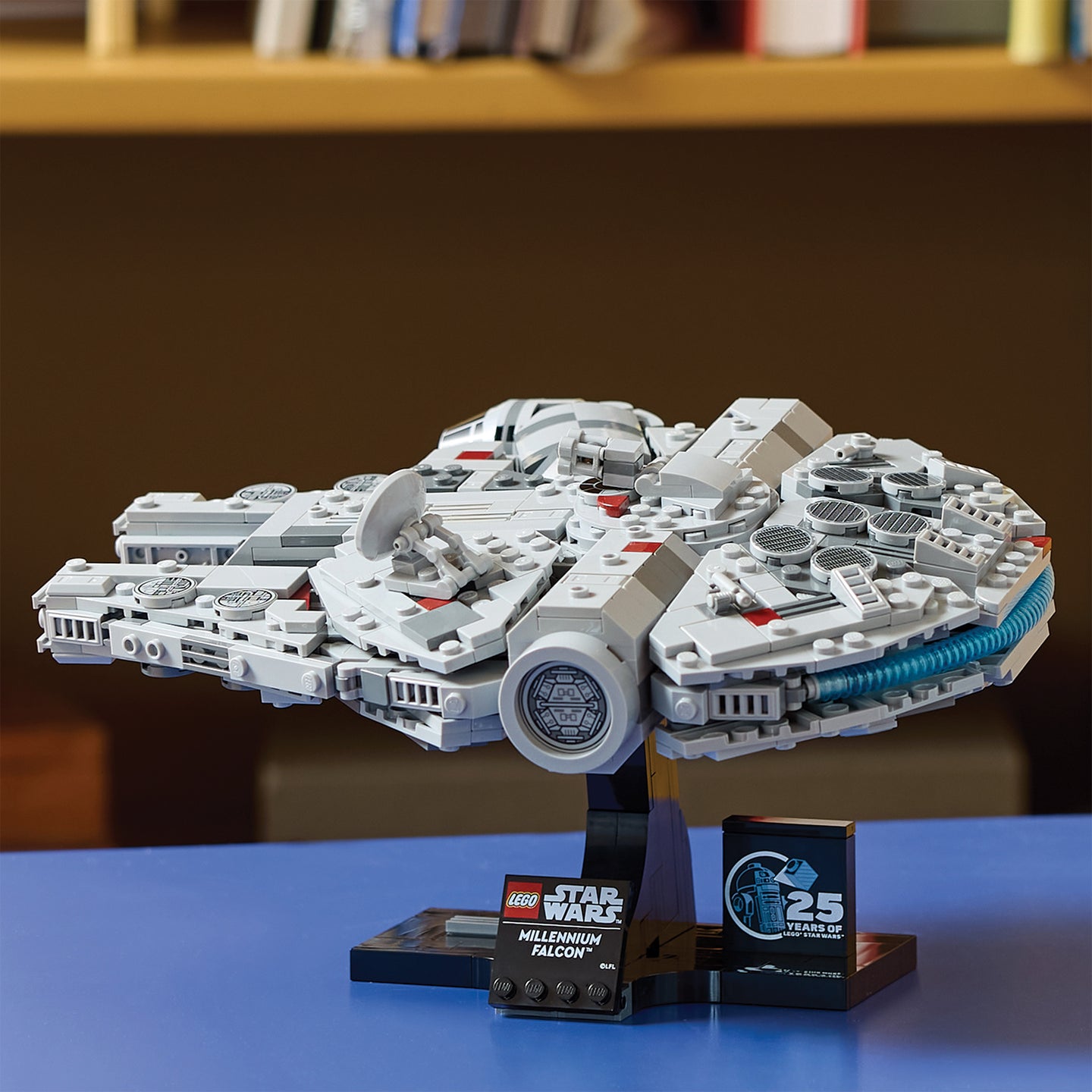LEGO® Star Wars™ Millennium Falcon™ – AG LEGO® Certified Stores
