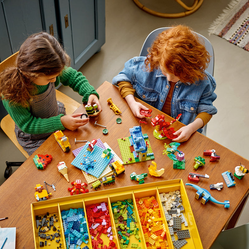 LEGO® Classic Build Together – AG LEGO® Certified Stores