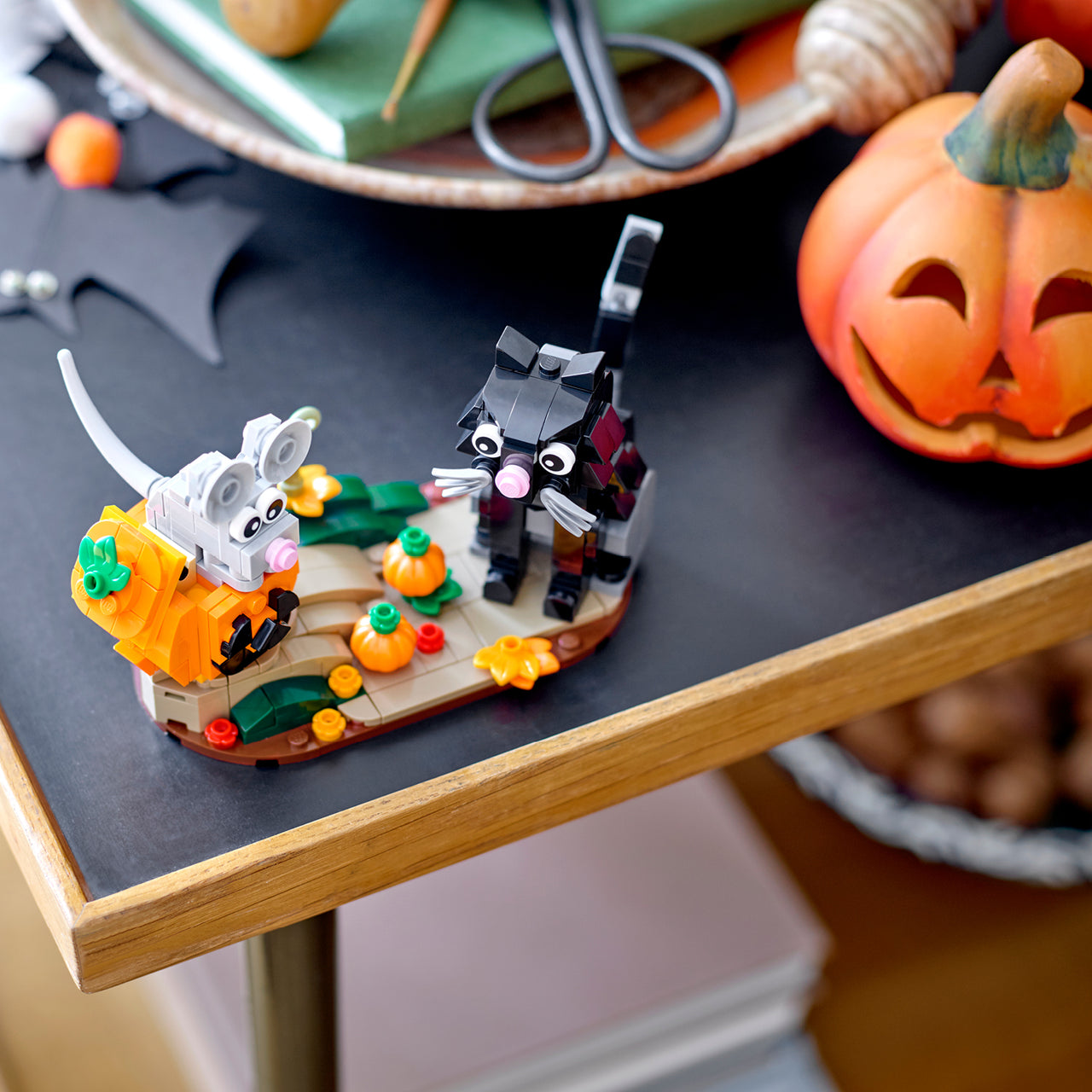 LEGO® Halloween Cat & Mouse – AG LEGO® Certified Stores
