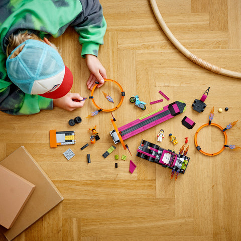 LEGO® City Stunt Truck & Ring of Fire Challenge – AG LEGO® Certified Stores