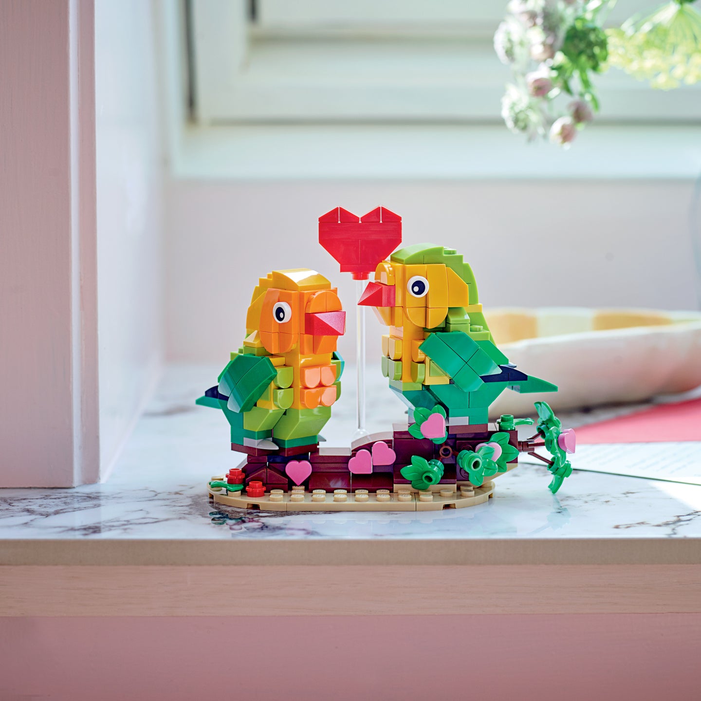 LEGO® Valentine Lovebirds – AG LEGO® Certified Stores