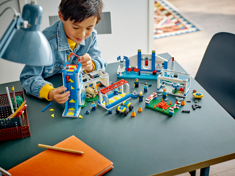 LEGO® City Police Training Academy – AG LEGO® Certified Stores