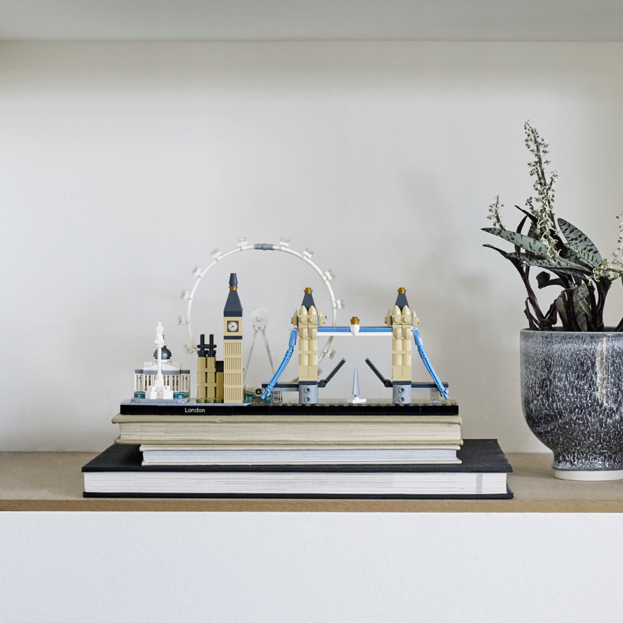 LEGO® Architecture London – AG LEGO® Certified Stores